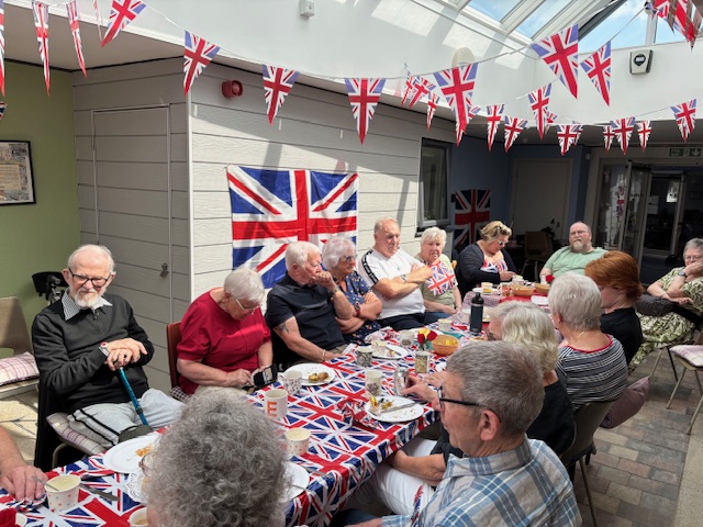 Thorngate residents come together in the VE Day spirit - Thorngate ...